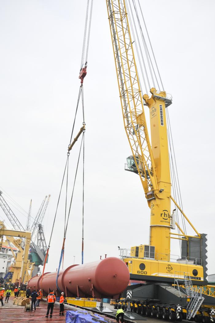 Heavy Lift Crane by RHB Stevedoring and Warehousing Rotterdam